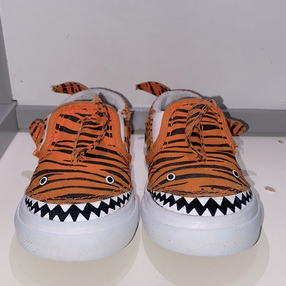 Vans | Shoes | Vans Tiger Shark 4c | Poshmark